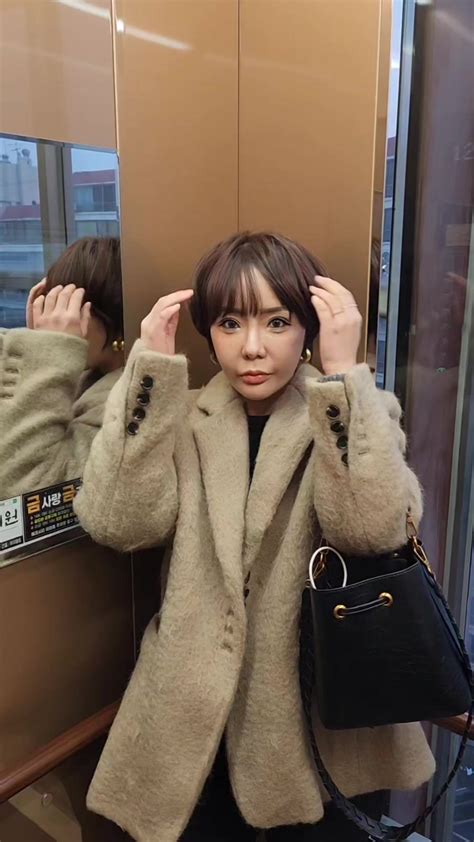 울다가 다시 웃은 사람을 다섯글자로 하면 아재개그 웃긴영상 재밌는영상 퀴즈 넌센스퀴즈 넌센스 유머 개그 코미디