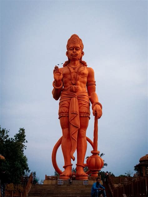 Hanuman Ji Ki Aarti Hanuman Ji Ki Aarti Lyrics Bhajanarti