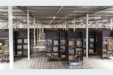 Geek Bringt „roboshuttle Plus“ Auf Den Markt Kommissionierung