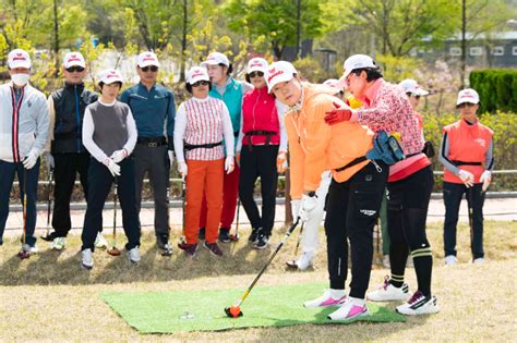 영진전문대 시니어 파크골프경영 교육 나서