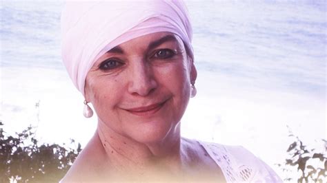 Julia Fox Wears Sheer White Swimsuit To The Beach Photos The Cairns Post
