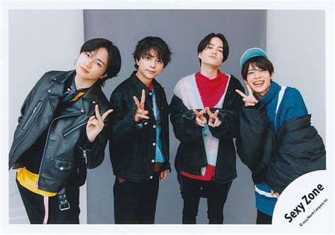 駿河屋 Sexy Zone集合4人横型・膝上シングル「人生遊戯」mv＆ジャケ写オフショット公式生写真（男性生写真）