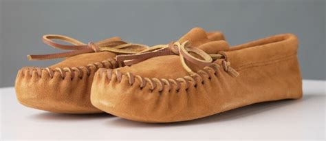 Are Minnetonka Moccasins Worth It Classic Slipper Review Gentleman