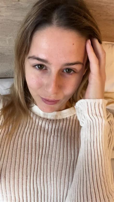 Your Roommate Is A Nymphomaniac Scrolller