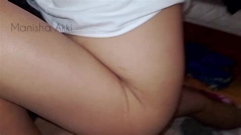 මිනිහා ඇදේ ගෑනි බිම මස්සිනාට අල්ලනවා Sri Lanka Cheating Sex Sinhala Aluth Video 2024 Xxx