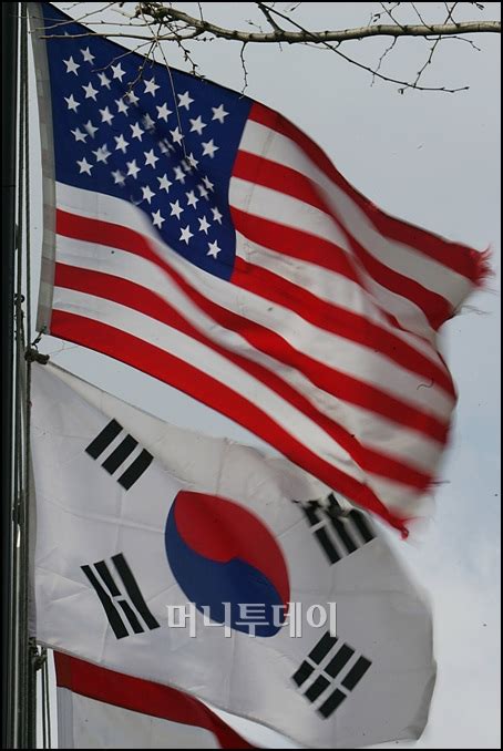 [사진]fta 협상현장 태극기 성조기 나란히