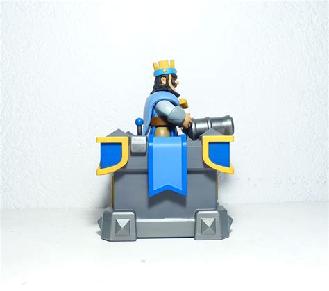 🤴 King Tower 3 And The Figure Of King In Clash Royale・ Stl File For ・cults
