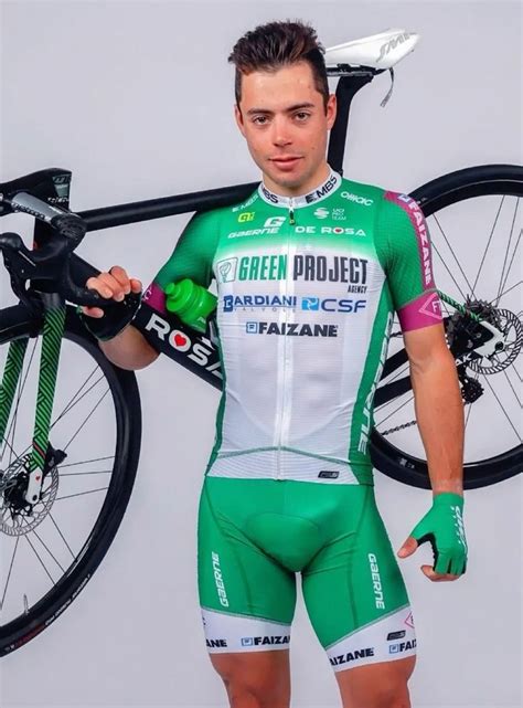 Pin By Mircea Malinetescu On Cyclist Man Cycling Apparel Men Lycra
