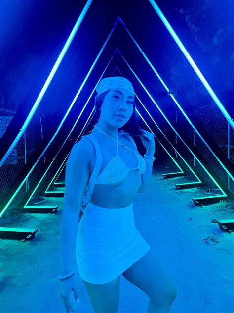 Introducing Emerald Loves Pornstar Interviews