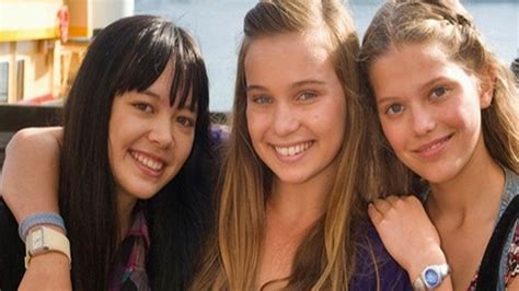 Kompisar På Nätet Se På Tv Eller Streama Tv