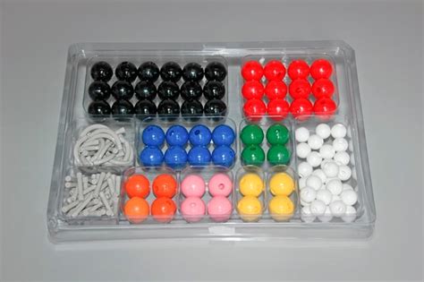 A Natural Approach To Chemistry Molecular Modeling Set Lab Aids
