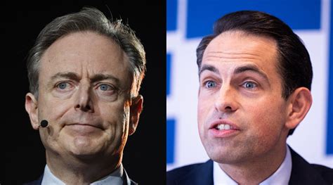 De Wever En Van Grieken Draaien Rollen Om De Eerste Worstelt Met