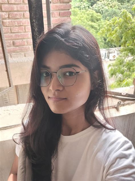 Sapna Singh Medium