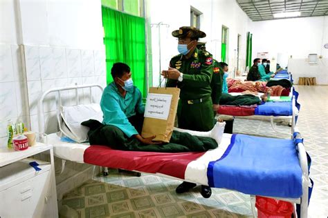 လောက်ကိုင်မြို့ရှိ တပ်မတော်ဆေးရုံ၌ တက်ရောက်ဆေးကုသမှုခံယူလျက်ရှိသော အရာရှိ၊ စစ်သည်၊ မိသားစုဝင်မ