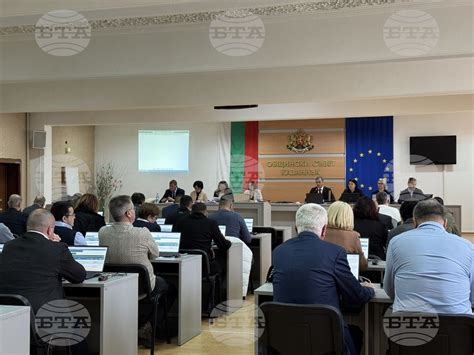 Общинският съвет в Казанлък одобри предложение за актуализация на маршрутните разписания на