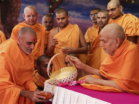 Baps Swaminarayan Sanstha Daily Satsang