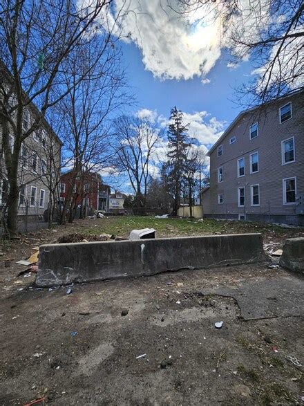 610 Bostwick Ave Bridgeport Ct 06605 Mls 170621199