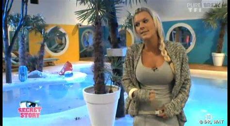 Amelie Neten Nue Dans Secret Story