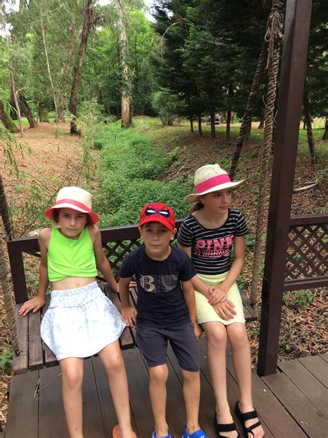 Keti ბავშვთა დაცვის დღეს გილოცავთ ამ ფოტოებზე უკანონო რეჟიმის პატიმრები არიან რომელთაც