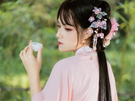 酒不醉人人自醉花不迷人人自迷 MK的大冒险 站酷ZCOOL