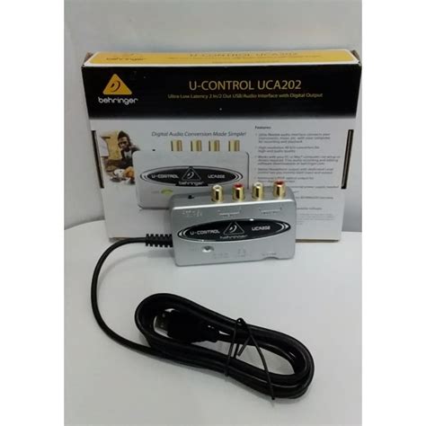 Behringer Uca202 Ultra Low Latency 2 In2 Out Usbaudio Interface