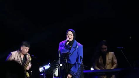 salma salsabil tampil apik bawakan single anyar di java jazz 2024 hari