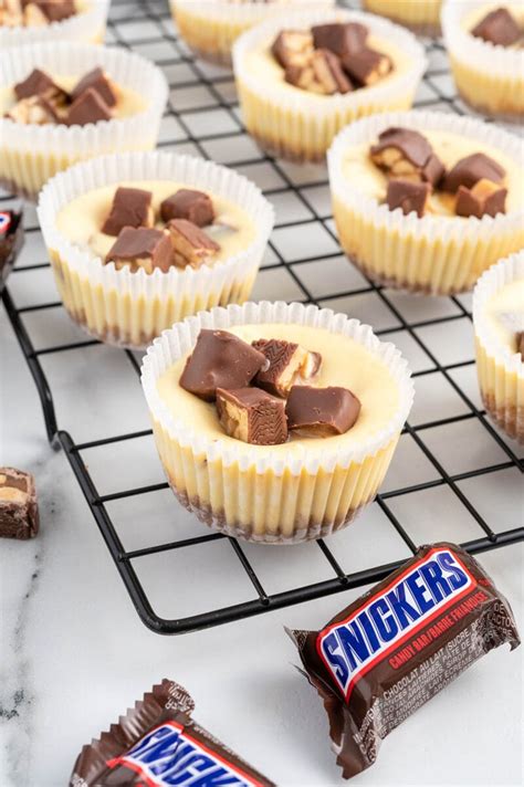 Mini Snickers Cheesecakes Princess Pinky Girl