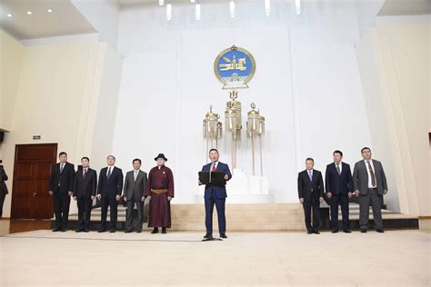 М Энхболдын хүү Э Анар Д Ганбаатарын дүү Д Жамъян Алдарт уяач боллоо News Mn