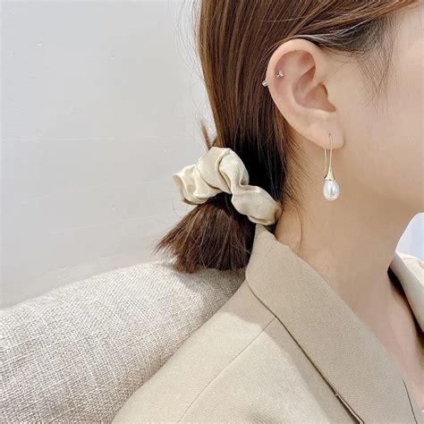 Helena Classic Pearl Earrings Sophie Gems