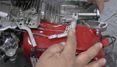 How To Adjust The Throttle Linkage On A Honda Gx120 Engine Step By
