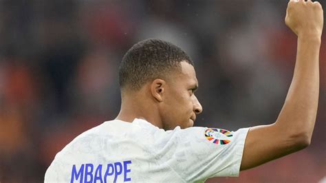 Kylian Mbappe Has Not Told Paris Saint Germain He Is Leaving For Real Madrid Despite Reports
