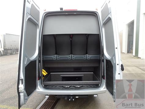 Wie Is Bart Bus Bartbus Nl