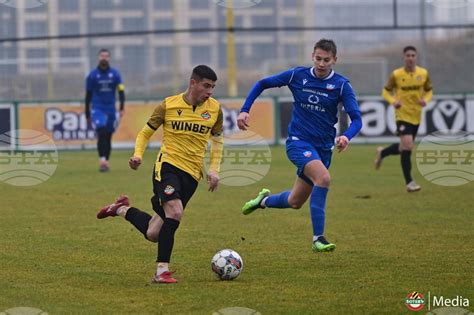 Дублиращият отбор на Ботев Пловдив загуби от Спартак Пловдив в контрола Утро