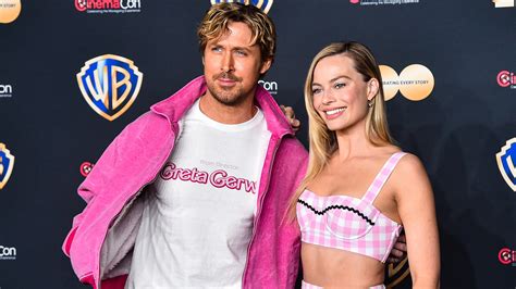 Did Margot Robbie Pass Up The Chance To Kiss Ryan Gosling