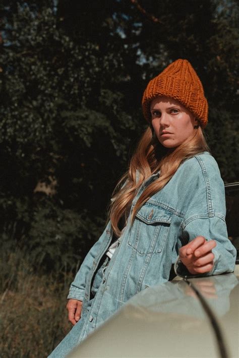 Muotoilija Muffi Muffi How To Wear Knitted