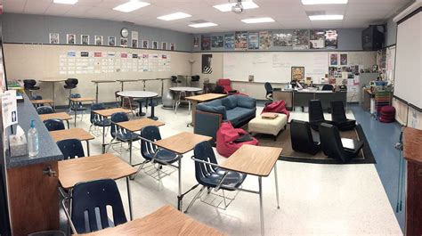 High School English Classroom Setup