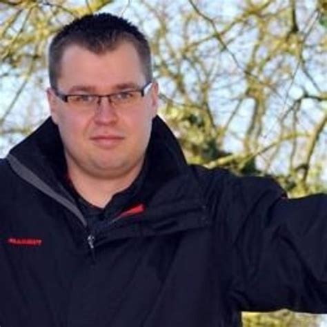 Nico Skarwan Rettungsassistent And Notfallsanitäter Drk