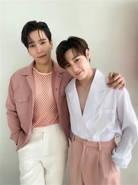 Maxnat Actores Collar De Esmeraldas