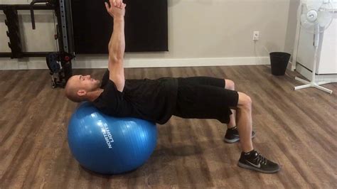 Swiss Ball Russian Twist At Alfredo Montano Blog