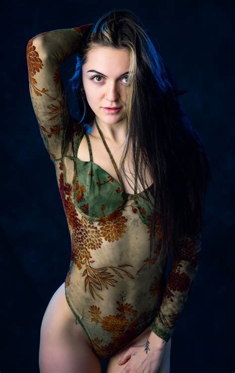 Lindsey Dawn Maxim Cover Girl