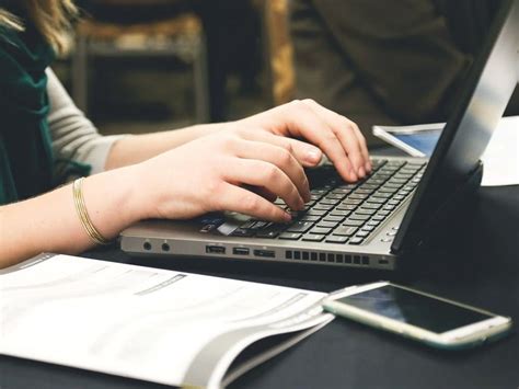 Hackers Can Use Smartphone Microphones To Track Your Passwords Research Firstpost