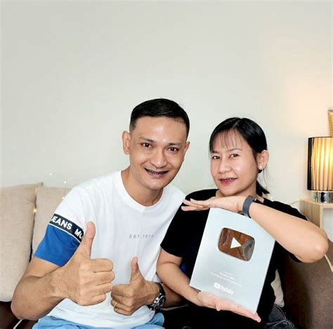 မျှော်နေတဲ့ အမျိုးတွေနဲ့အတူ ထမင်းလက်ဆုံစားကြမယ်ရှင့် ငါးသလဲထိုးအိုးကပ်ကို ငါးပိရည