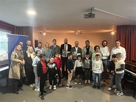 Формиран првиот музички бенд на деца и млади со оштетен вид „Звучен бран“ Најдобро МК