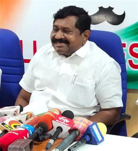 அதிமுகவில் ஒற்றைத் தலைமை சட்டப்படி கூடிய பொதுக்குழு ஏற்றுக்கொண்ட ஹைகோர்ட் வக்கீல் இன்பதுரை