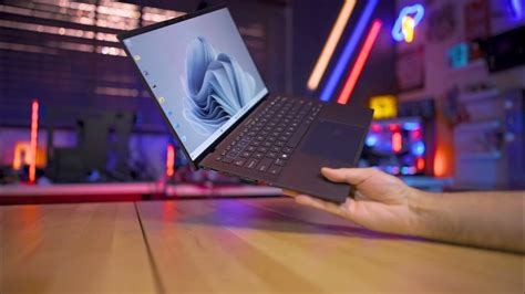 لاب توب خفيف جدا Expertbook B9 Oled Youtube