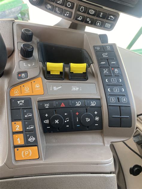 John Deere S Combines Oelwein Ia