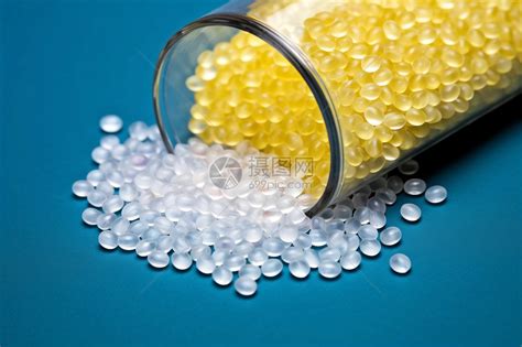 工厂生产的树脂颗粒高清图片下载 正版图片600435938 摄图网
