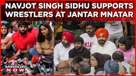 Navjot Singh Sidhu At Jantar Mantar Despite Fir Filed By Cops