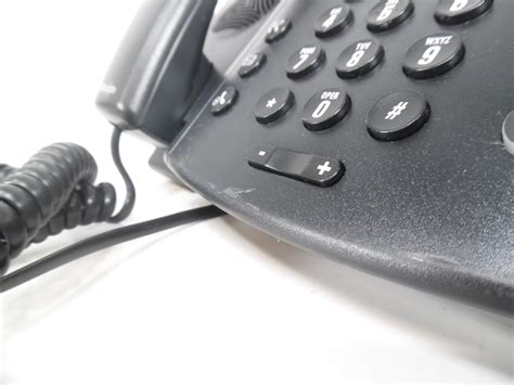 Polycom VVX 310 Gigabit IP Display Speakerphone With 6 Lines Max Marine Electronics