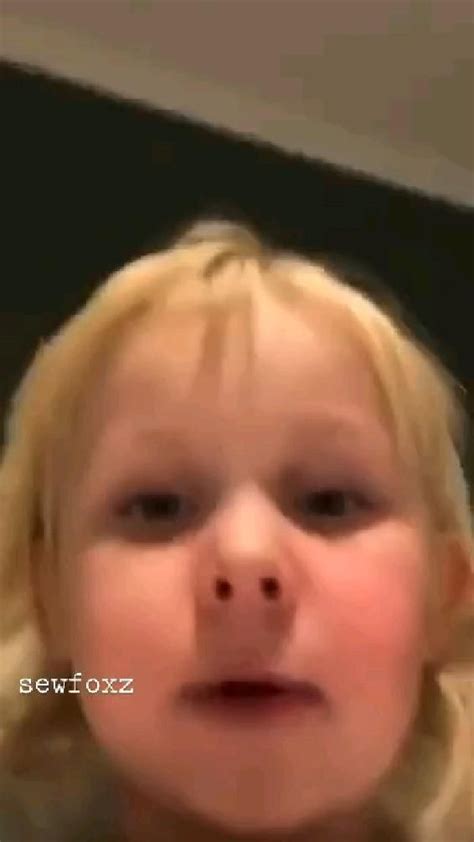 Пин от пользователя Uma на доске Ваши пины Смешные знаменитости Смешные детские мемы Детские